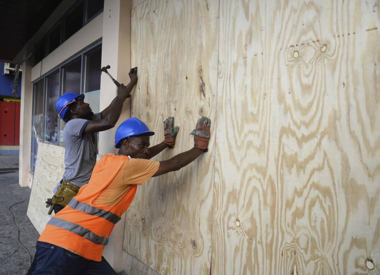 Huracán Matthew Amenaza A Jamaica Haití Y Oriente De Cuba