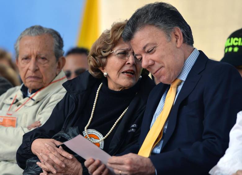 Renuncia Nydia Quintero a la Fundación Solidaridad por Colombia