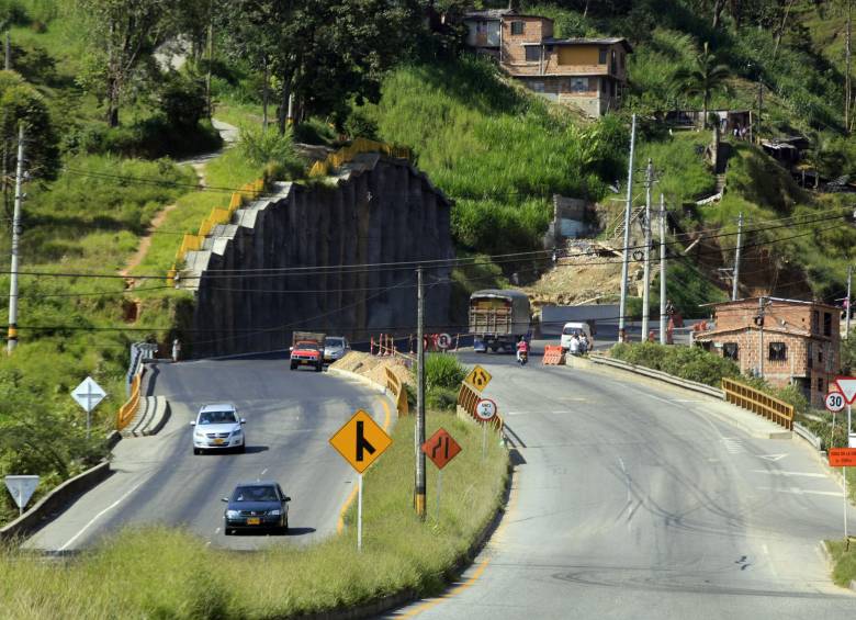 Luego de siete años inauguran doble calzada Ancón Sur-Primavera