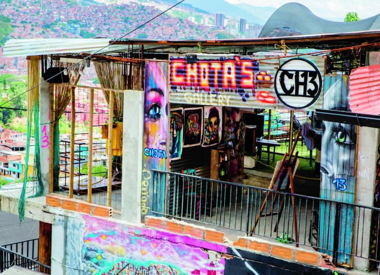 El arte en la comuna 13, de los muros a los lienzos