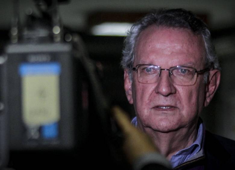 Ni “casa perpetua” para Jaramillo calma a víctimas de Interbolsa